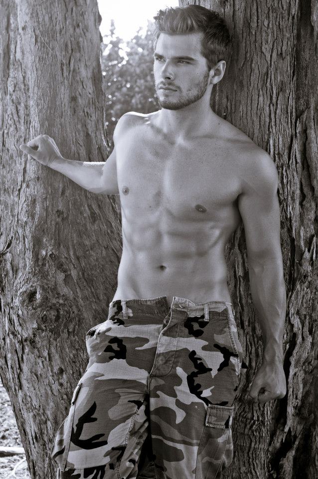 go see GEO ...: Model Monday Mayhem: Josh Swickard